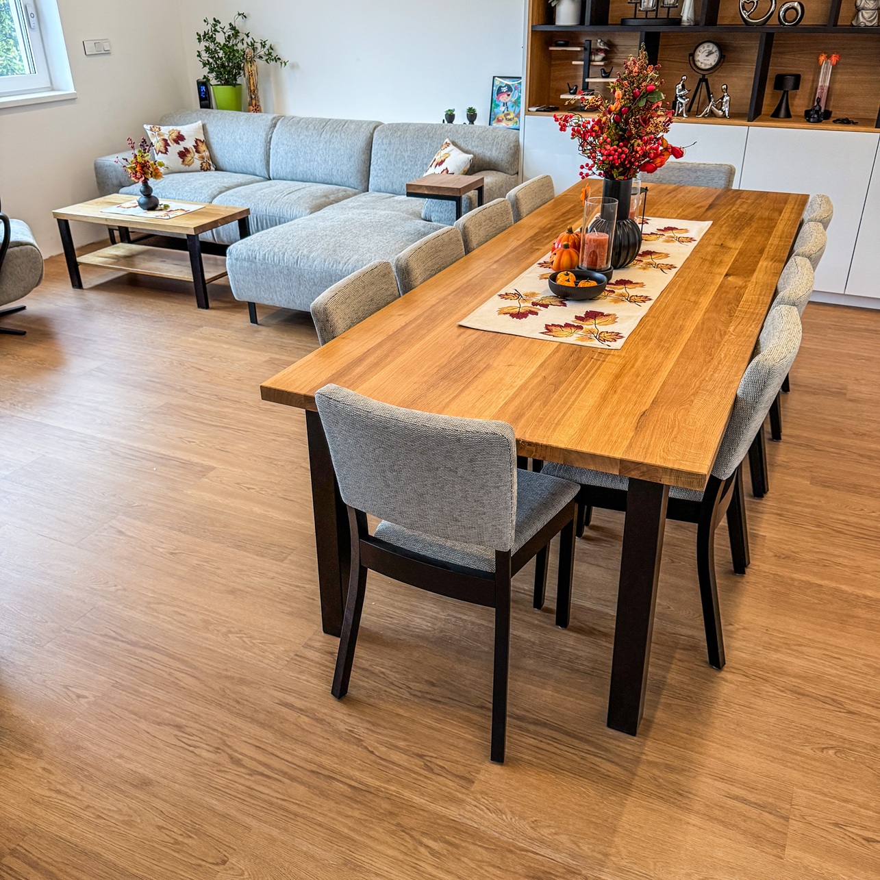 Stoly v AB kvalitě – čistý design pro moderní interiéry | Mirkova dílna